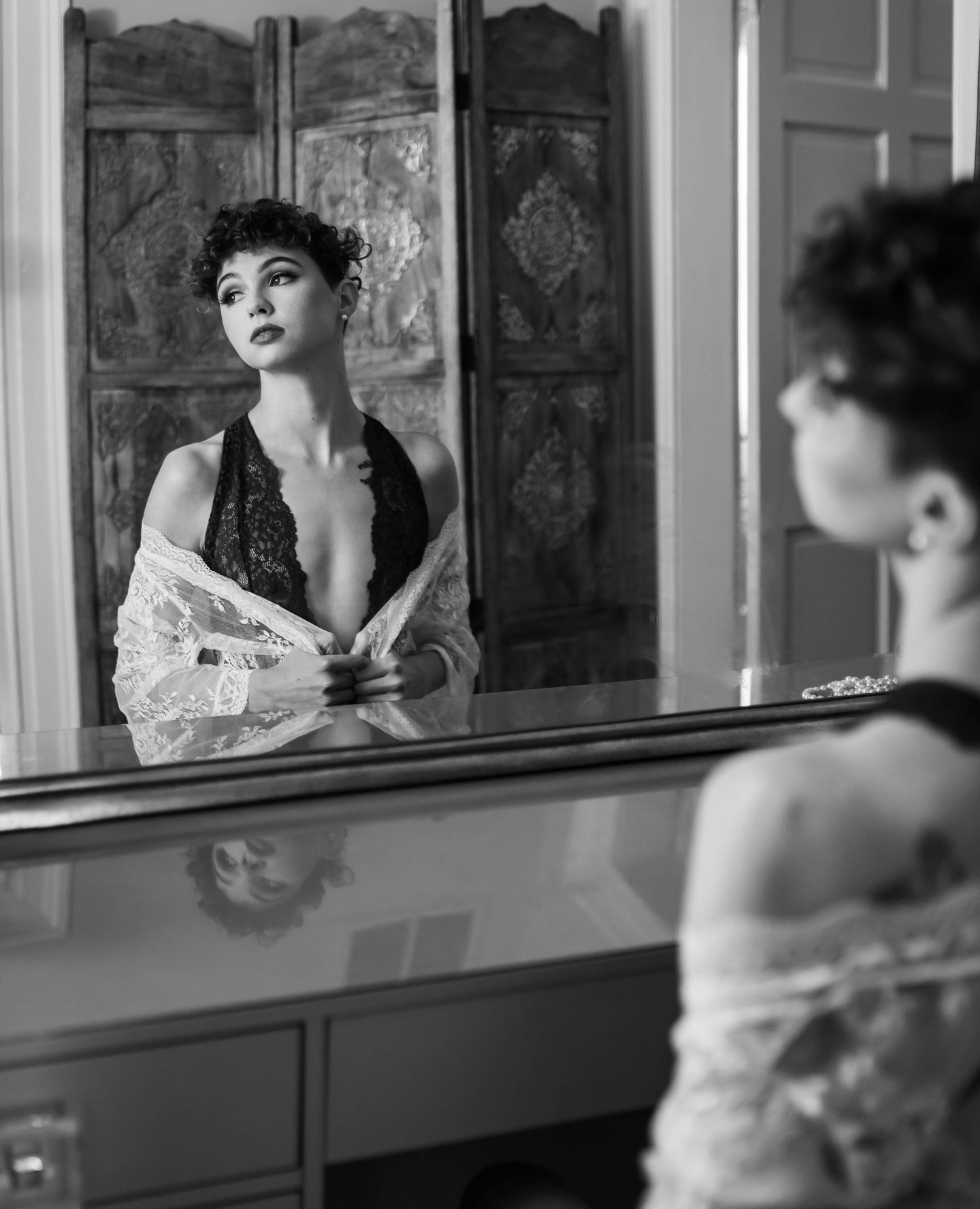 Glamour Photo Shoots Near Me Black Lace Boudoir glamour-photo-shoots-near-me-black-lace-boudoir